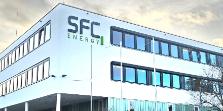 SFC Energy schließt Übernahme von Ballard Power Systems Europe ...