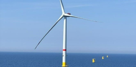 9,5 MW Vestas-Windturbinen: Erste Windkraftanlage im Offshore Windpark ...